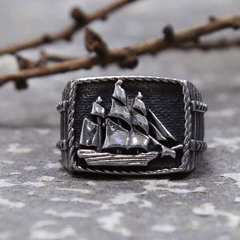 Pirate Sailboat Ring- Black Pearl Style Sloops Ring – Battling Blades